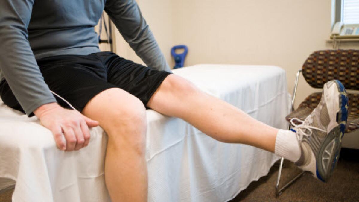 dislocated knee healing time