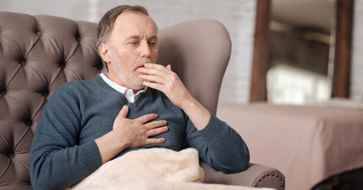 Never Ignore These Symptoms of Complications If You Have Pneumonia