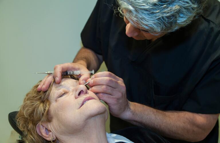 Eye Injections for Diabetic Macular Edema | Diabetes Treatment