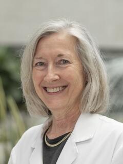 Find Care with Dr. Linda Hunt, MD – in Chesterfield, MO | MNT