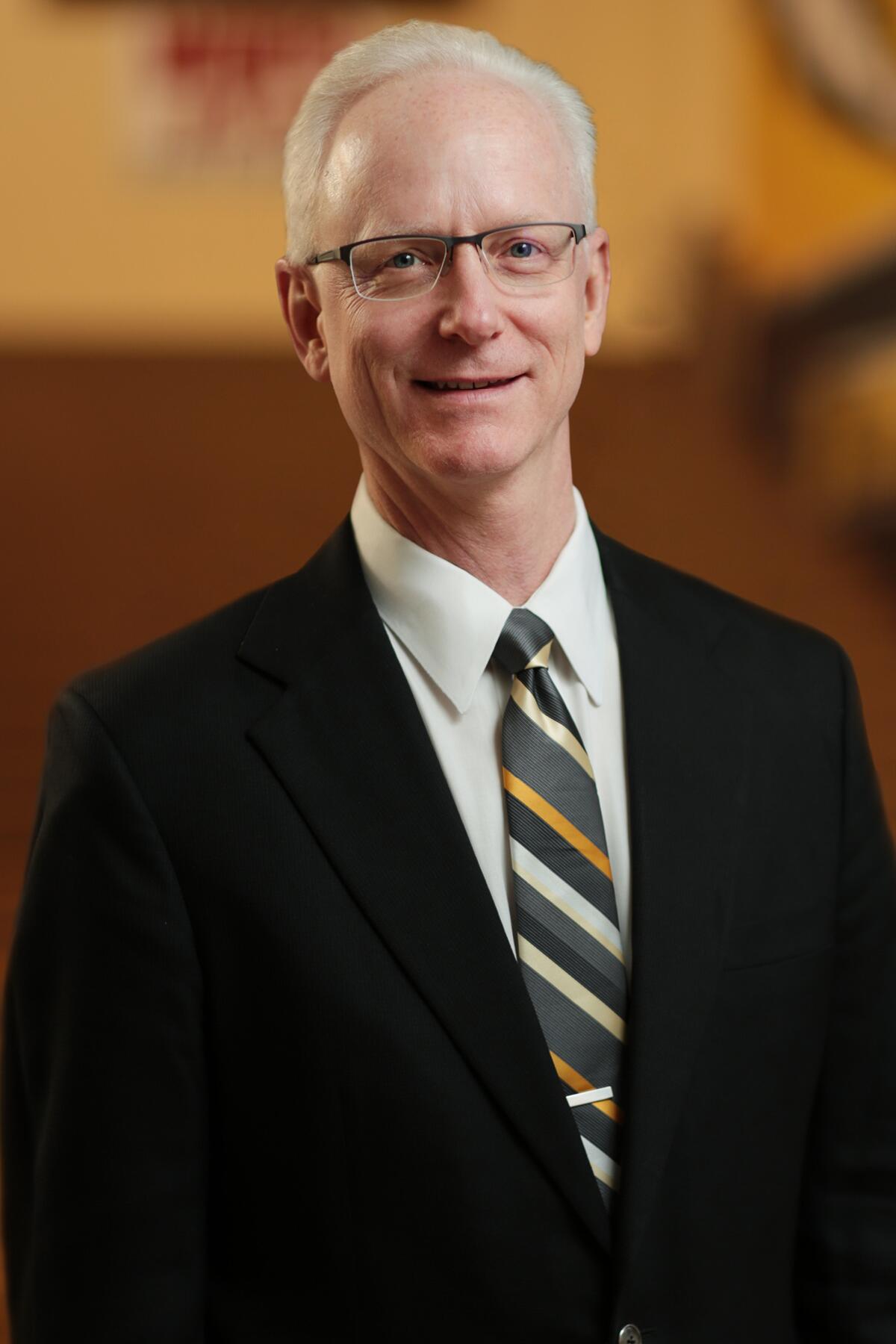 Dr. David Harsha, MD: Sports Medicine Doctor - Greencastle, IN ...