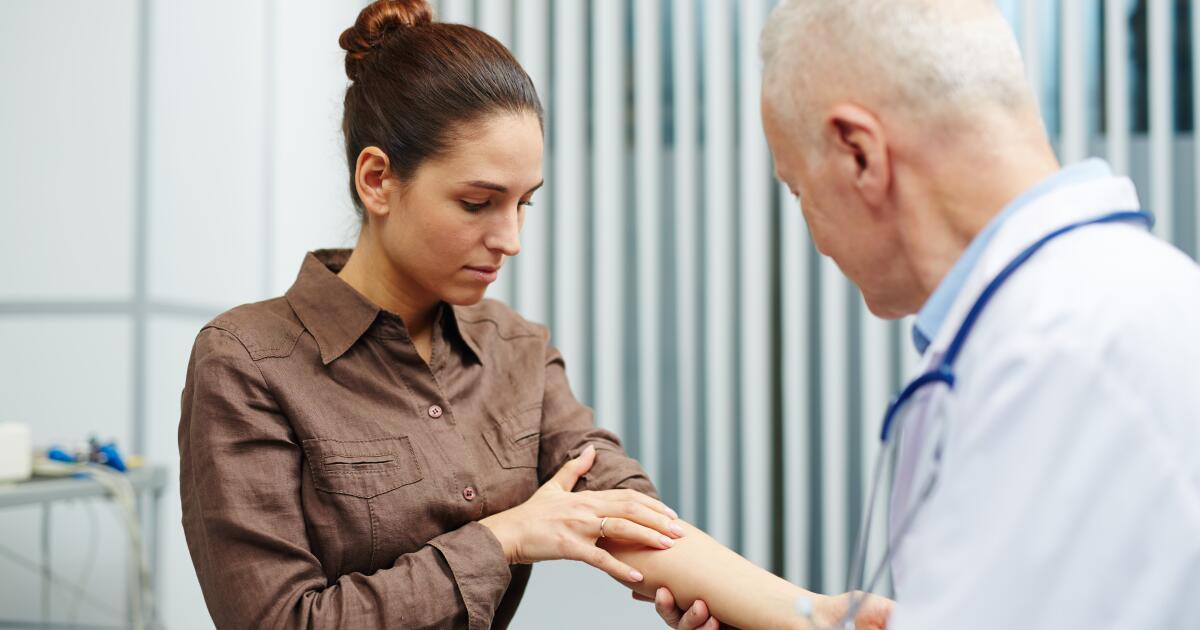 How Long Does It Take for Cephalexin to Work on Skin Infection?