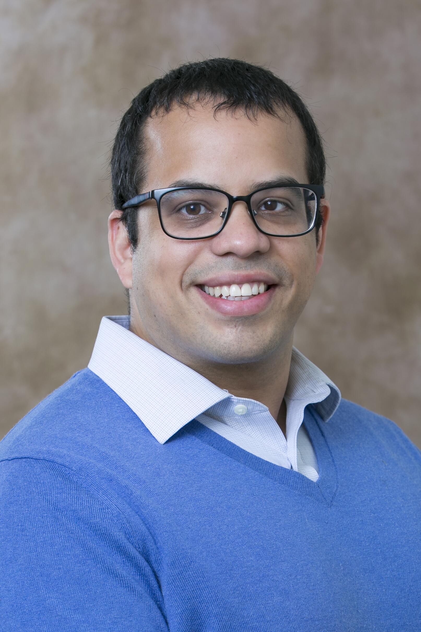 Dr. Raul Raudales, MD, Sports Medicine Specialist - Chillicothe, OH ...