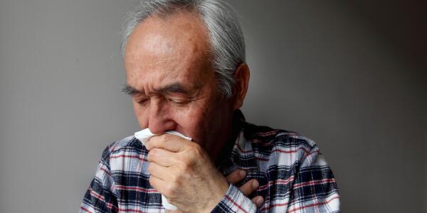 Never Ignore These Symptoms of Complications If You Have Pneumonia