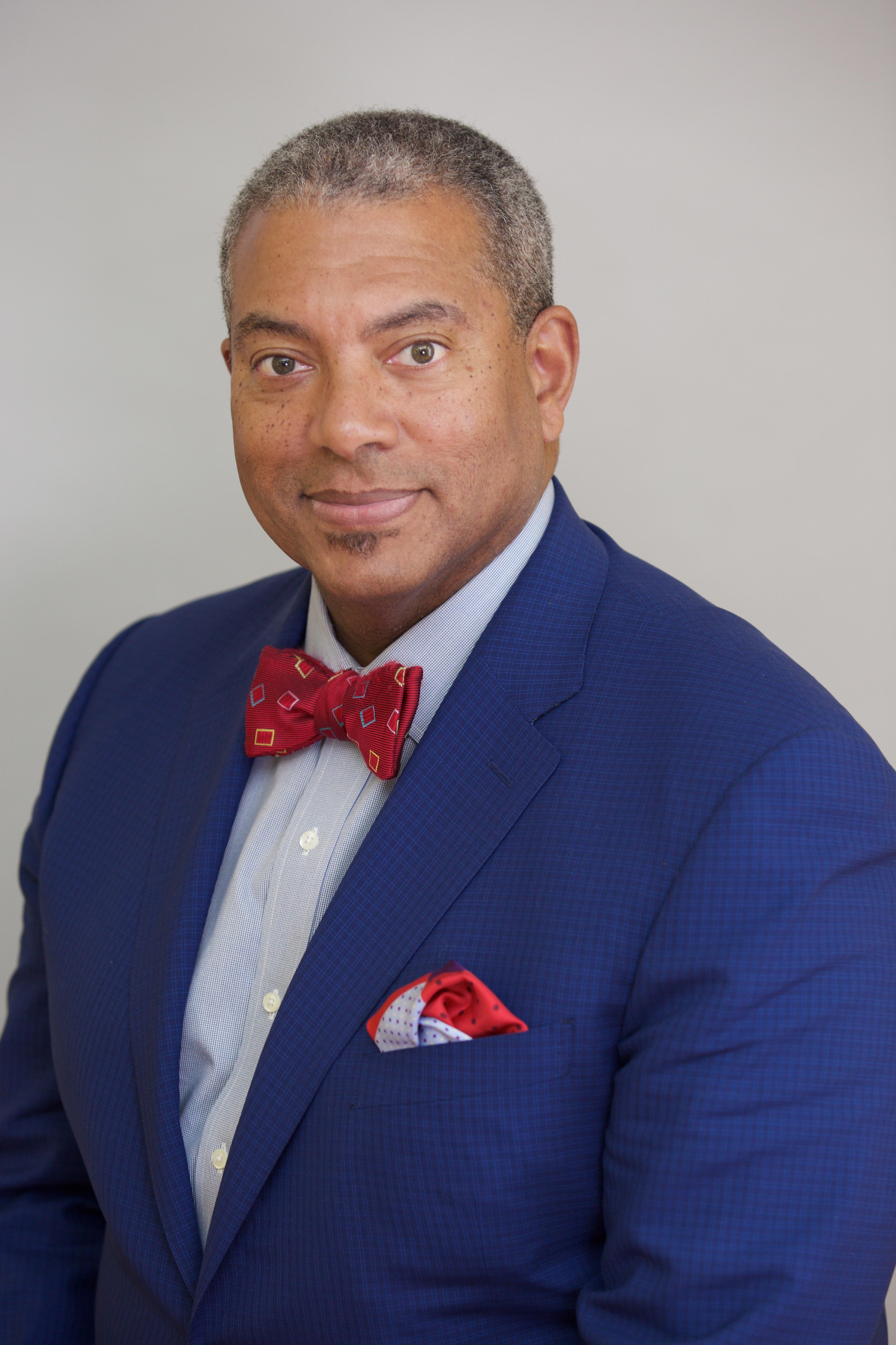 Dr. Lloyd Gayle, MD – Plastic Surgeon for Breast Ptosis in New York, NY
