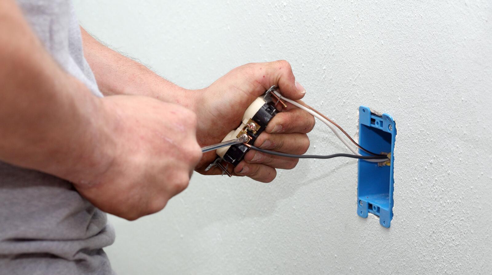 10 Things to Know About Burns | How to Treat 2nd and 3rd Degree Burns