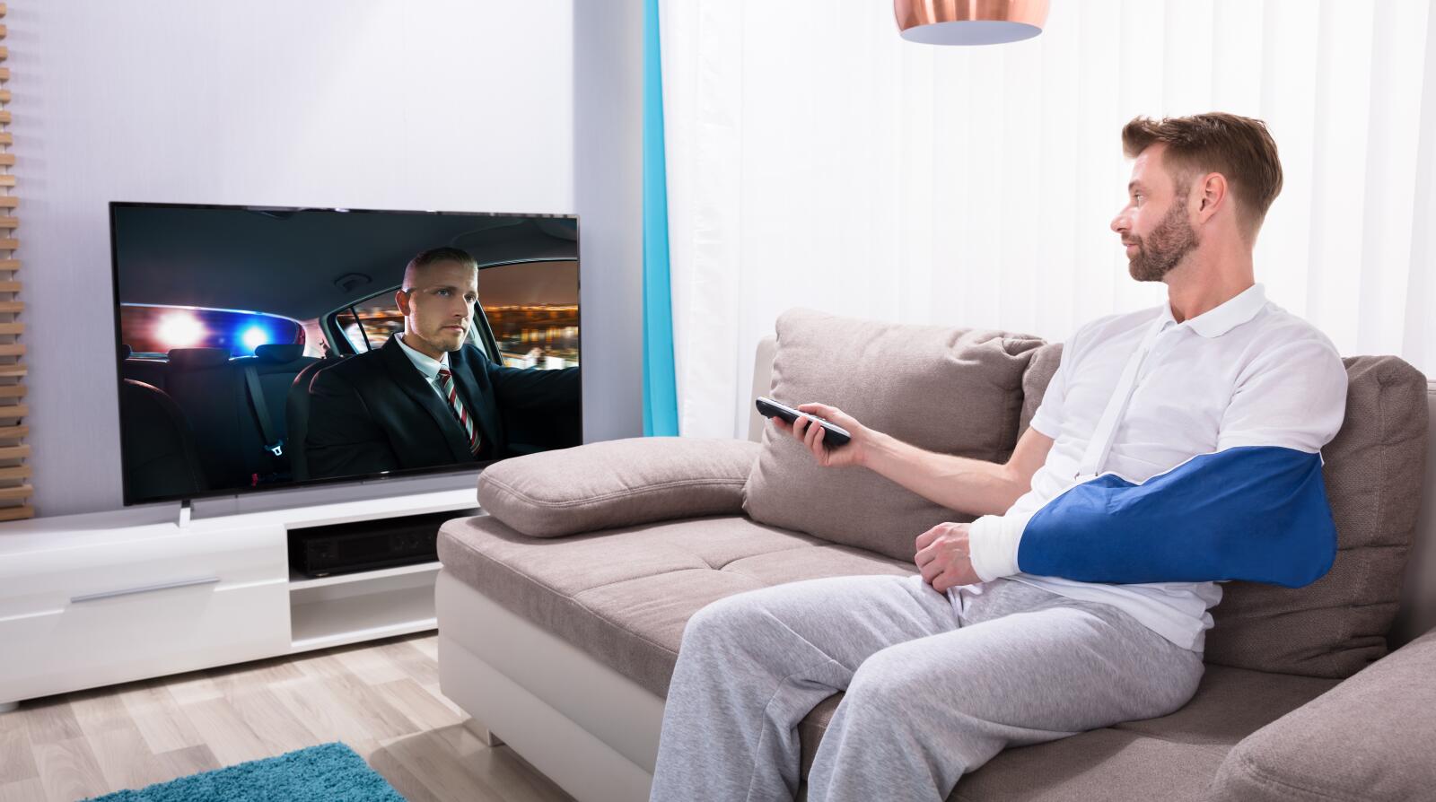 Coping With an Arm Cast | Tips for Arm Cast Covers & Shower Protectors