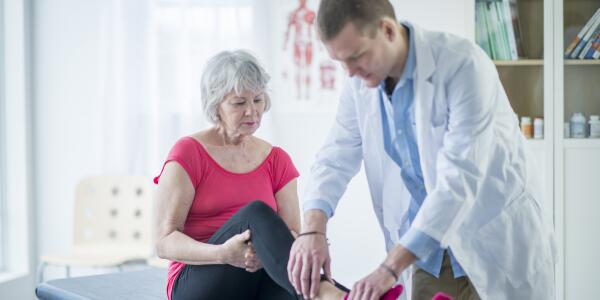 6 Symptoms Never to Ignore With Gout | Gout Complications