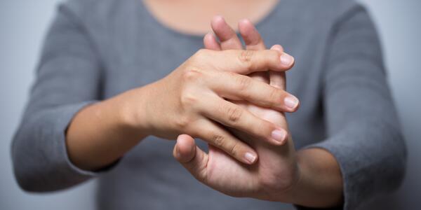 9 Exercises to Strengthen Your Wrists | Wrist Stretches & Exercises