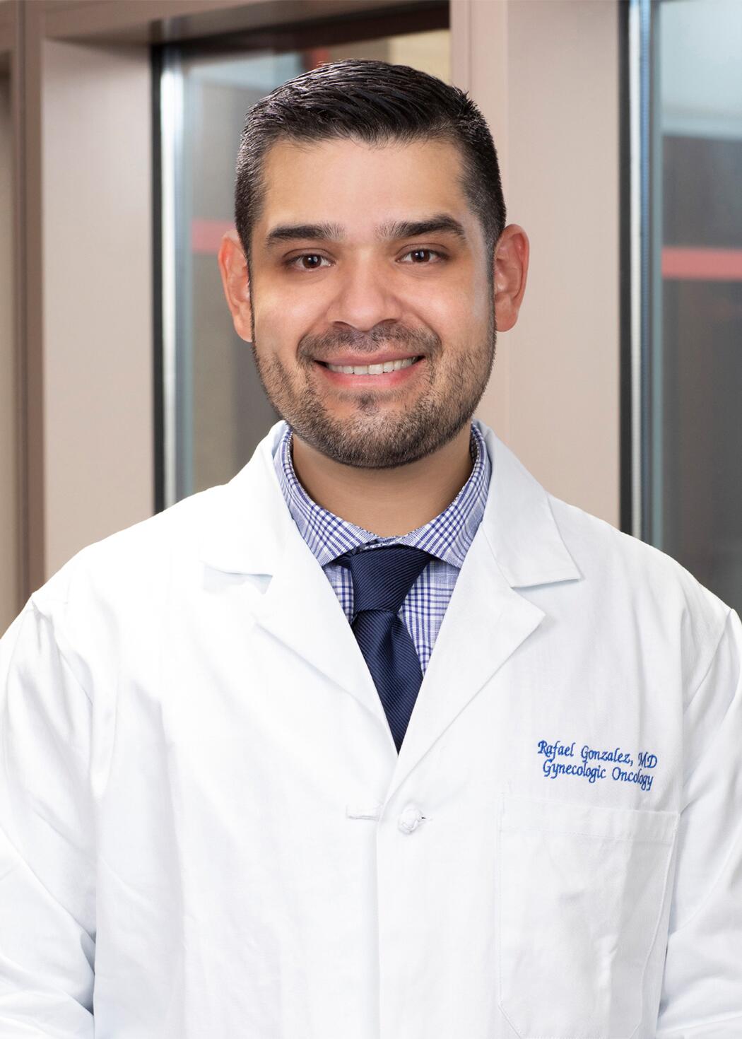 Dr. Rafael Gonzalez, MD: Obstetricians & Gynecologist - Boston, MA ...