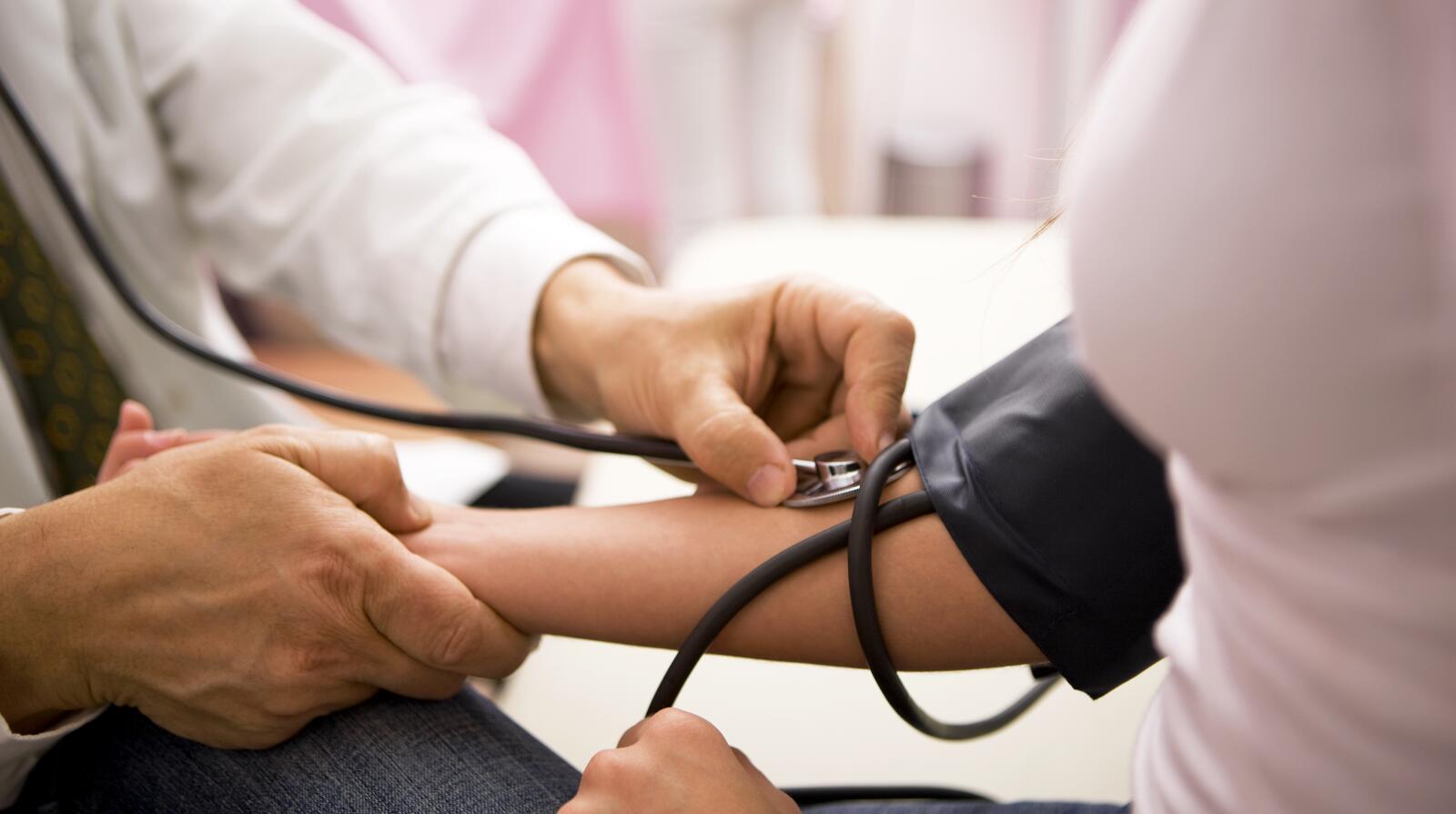 7 Health Effects of Loneliness | Dangers of Chronic Loneliness