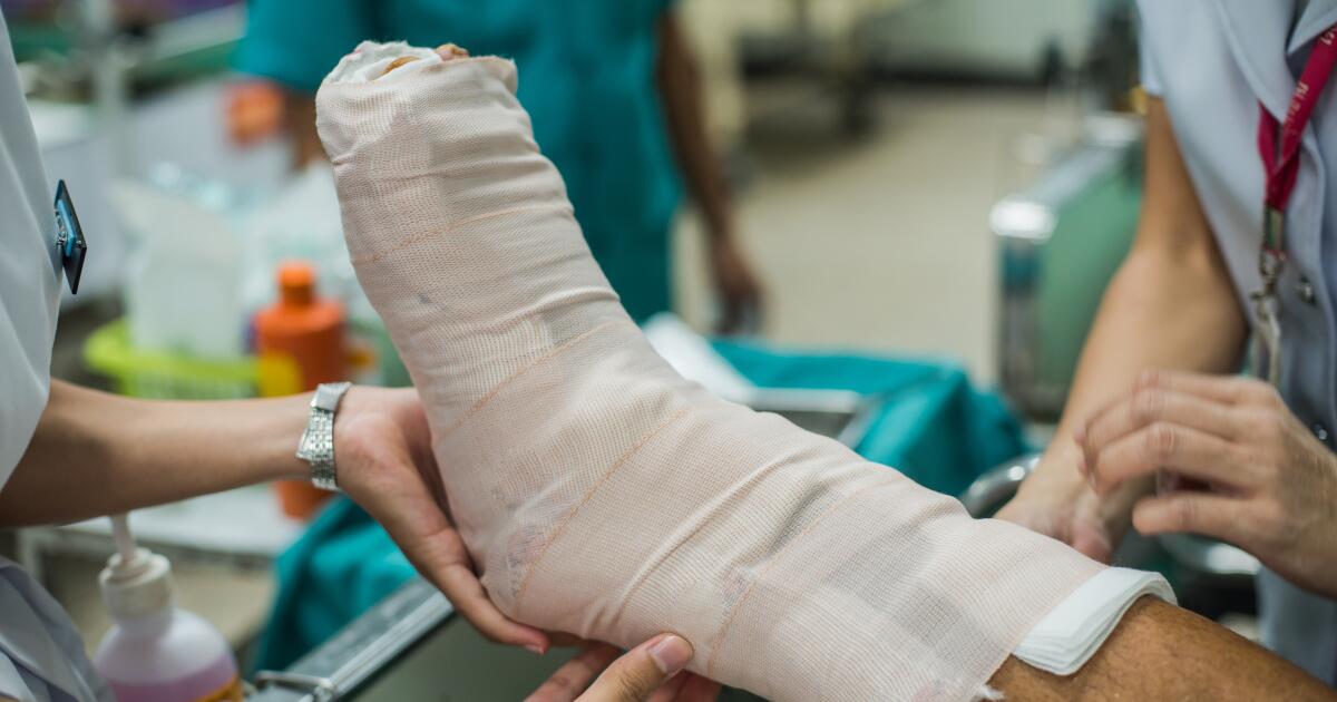 Fractures: Symptoms, Causes, Treatments | Broken Bones