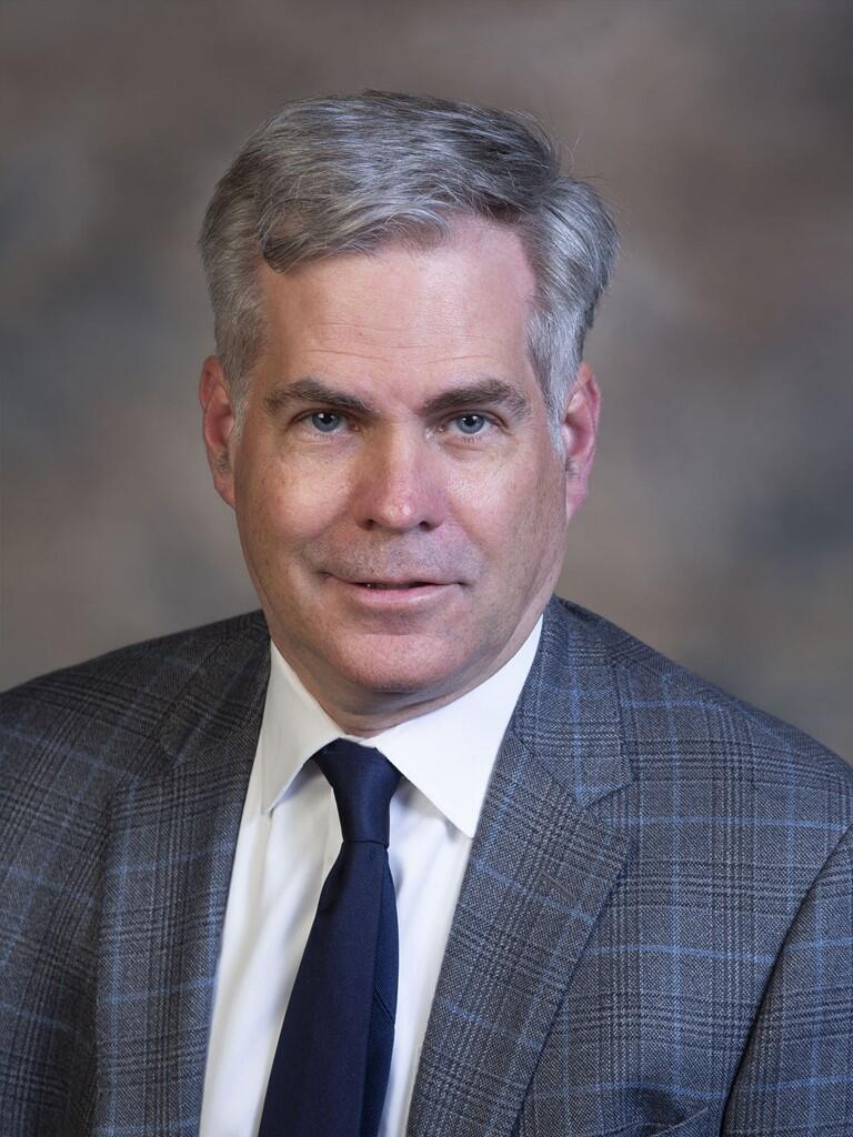 Dr. Patrick Lynch, MD – Gastroenterologist for Hemorrhoids in Elmhurst, IL