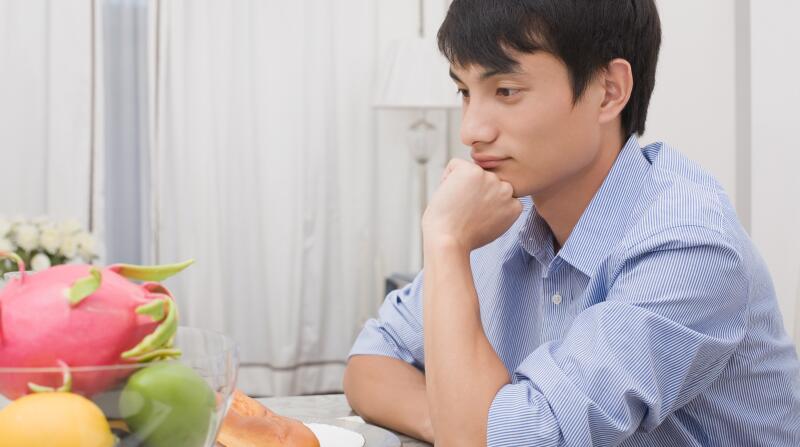 7 Things Anorexia Does to Your Body