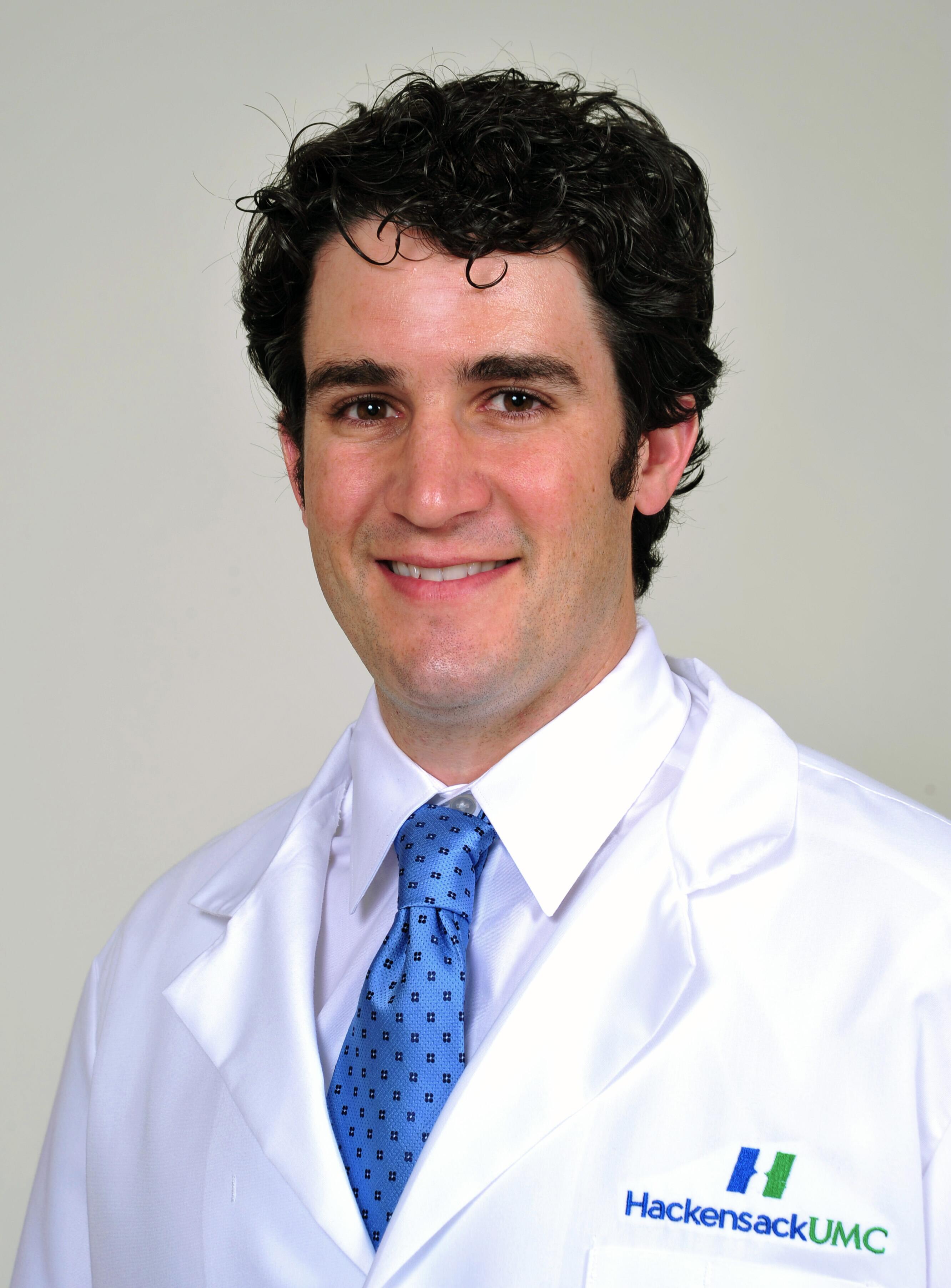Dr. Oscar Vazquez, MD, Sports Medicine Orthopedic Surgeon - Hackensack ...