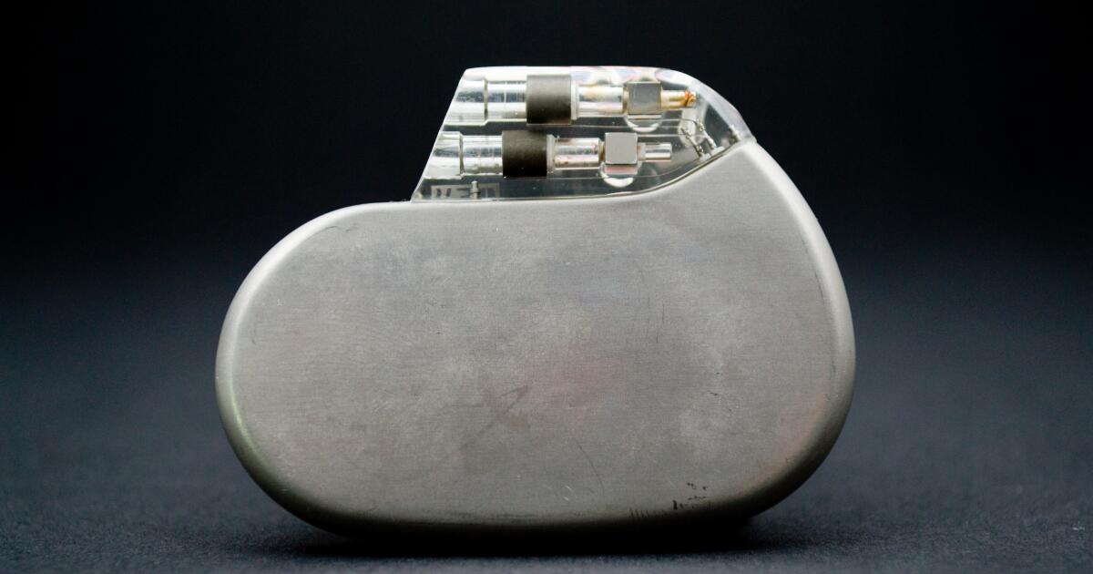 Pacemaker Surgery: Procedure Details, Risks & Recovery | Arrhythmia ...