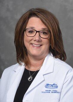 Dr. Laurie Stanczak, MD, Obstetrician Gynecologist - Chesterfield, MI ...