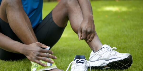 10 Most Painful Sports Injuries: Torn ACL, Hamstring Pull & More