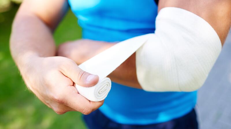 16 Things You Should Have In Your First Aid Kit