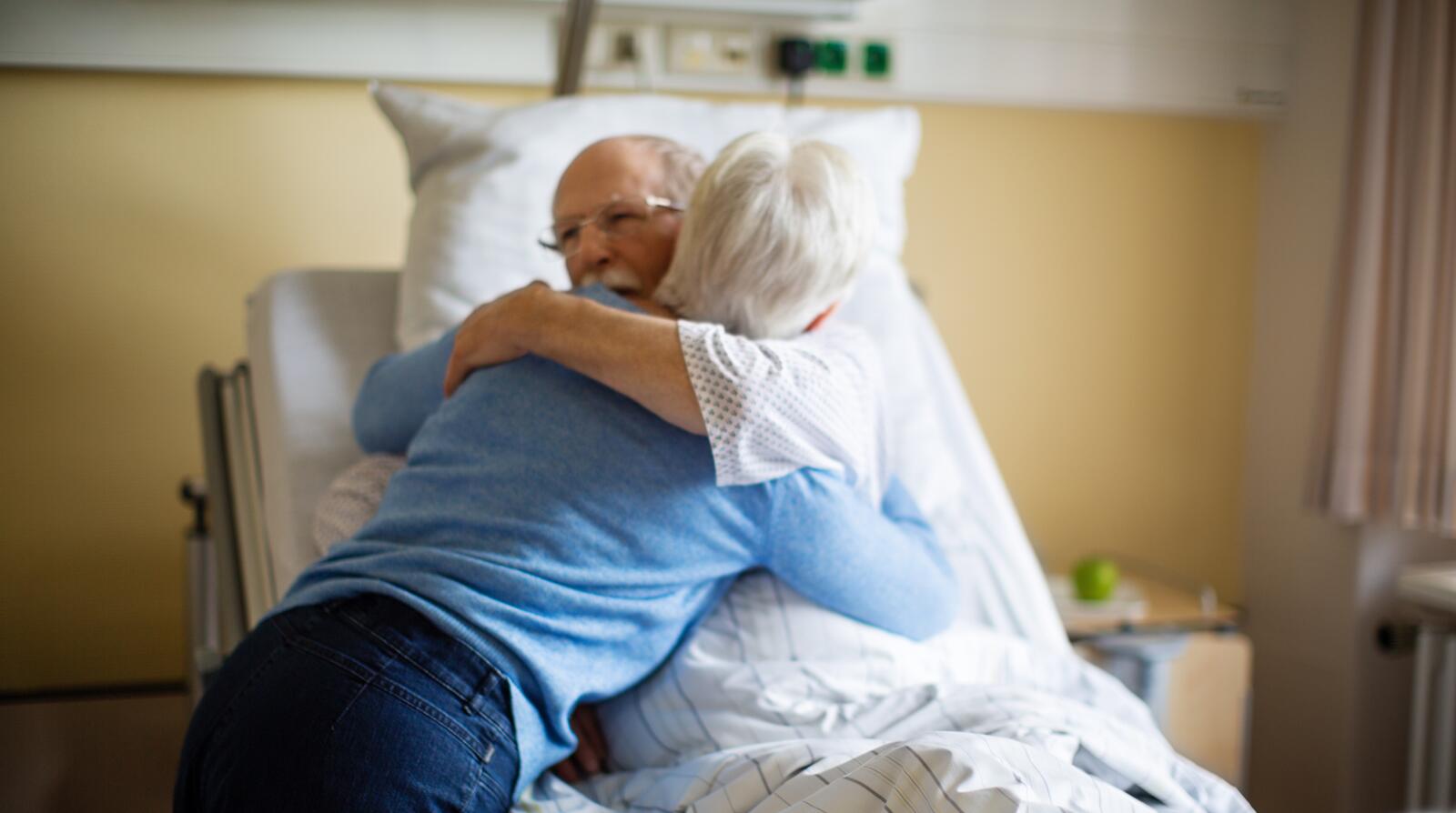 9 Tips for Visiting Someone in the Hospital