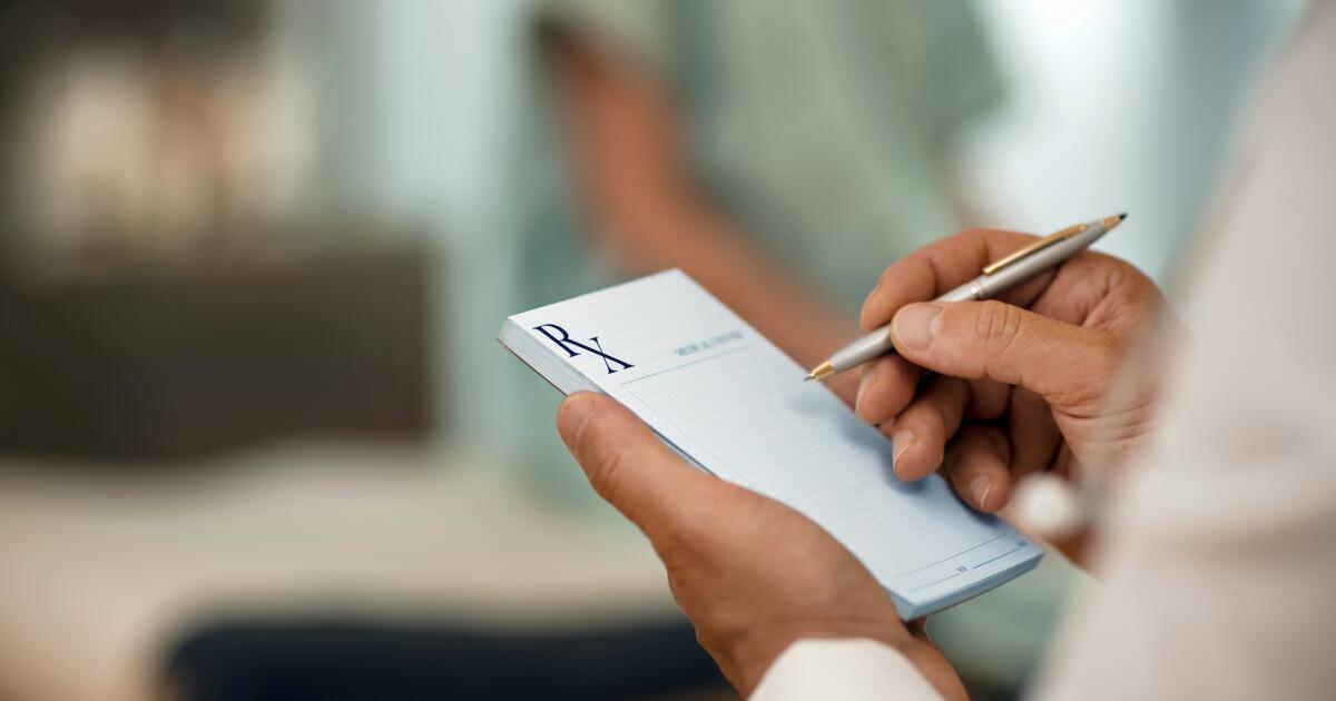 Rezdiffra: Dosage, Side Effects, Uses, Interactions, Cost, and More