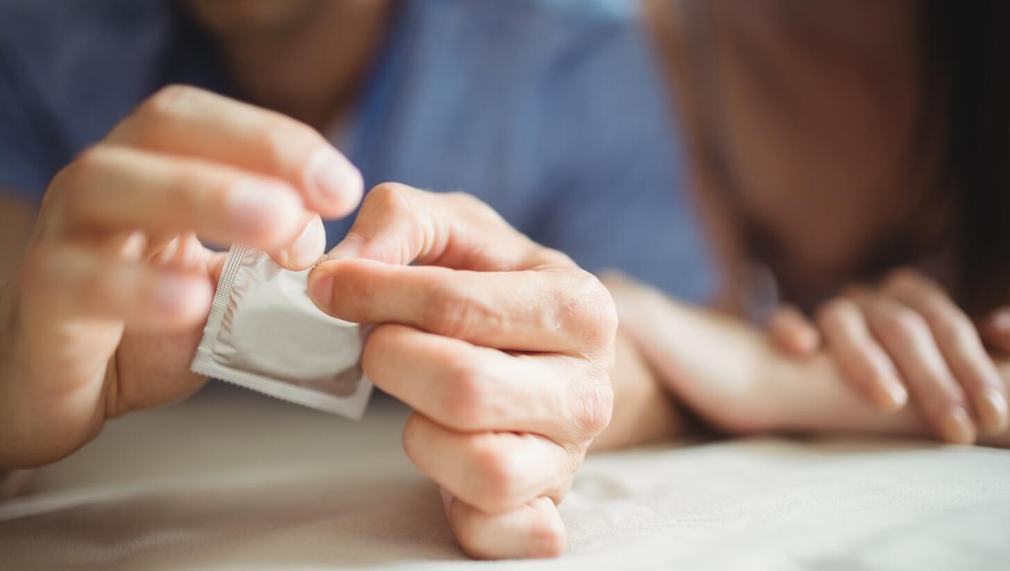 Types of Condoms | Pros and Cons of Types of Condom Materials