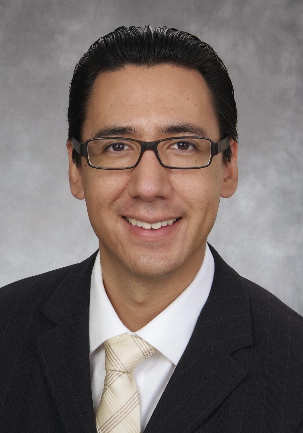 Dr. Nicholas Thiessen, MD, Critical Care Surgery Specialist - Chandler ...