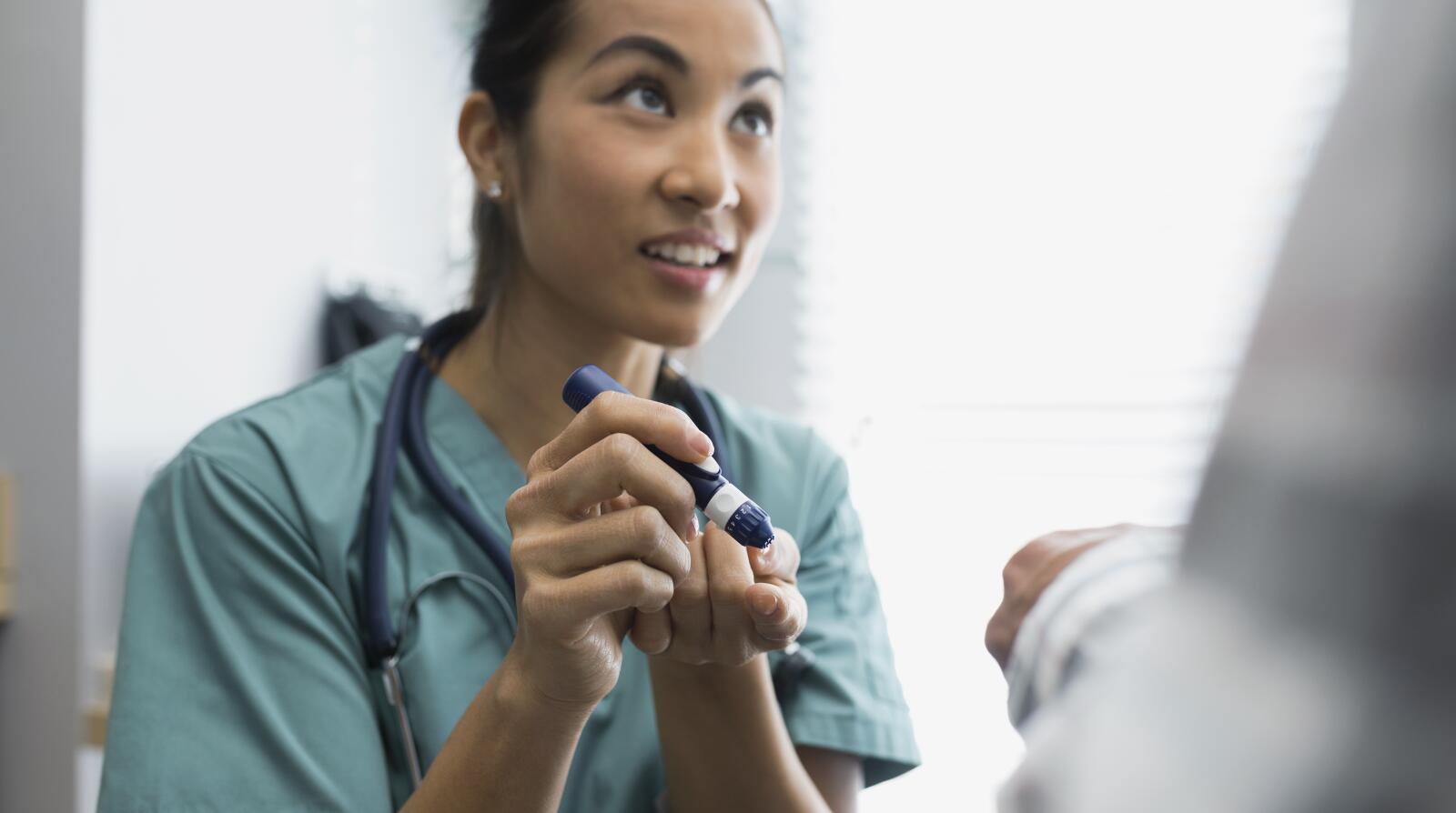 How to Give Yourself Diabetes Injections Correctly: 8 Tips