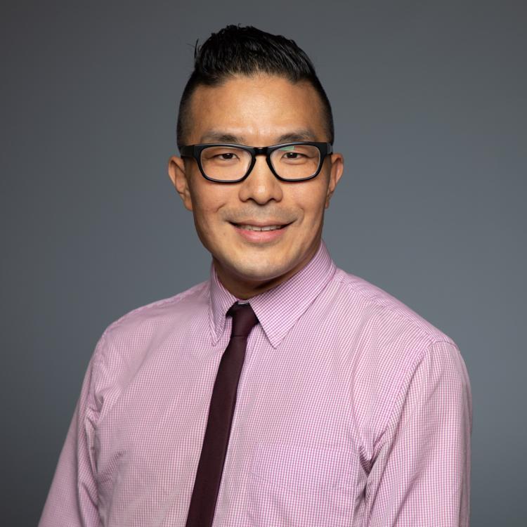 Dr. John Lee, MD, Internist - Naperville, IL | Sharecare