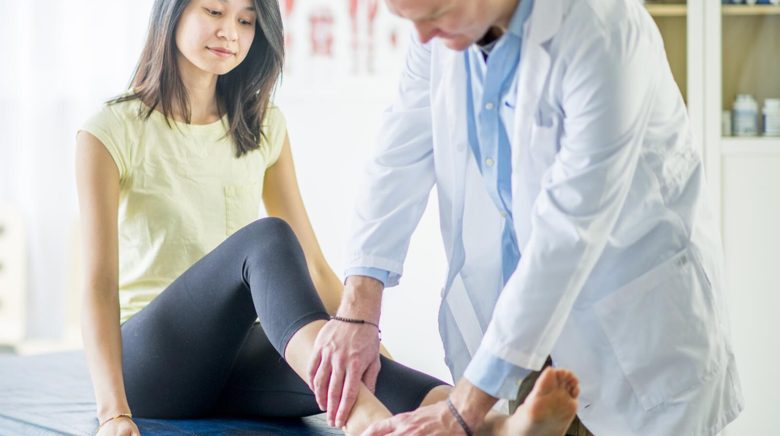 7 Tips for Recovering With a Broken Leg