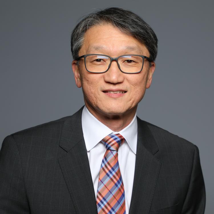 Dr. Andrew Kim, MD | Orthopedic Surgery in Naperville, IL | Healthline ...
