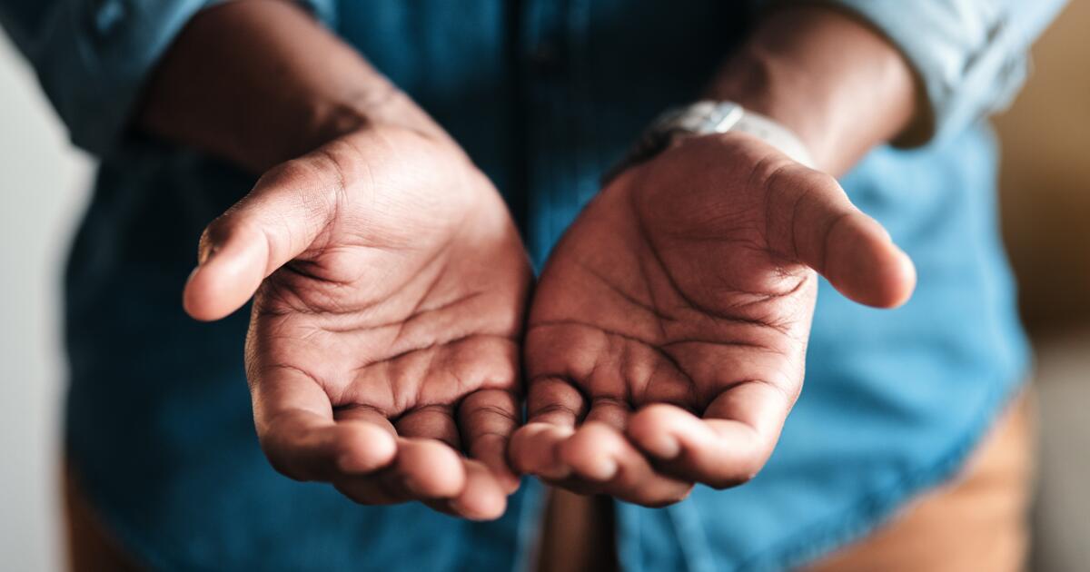 Sweaty Palms (Palmar Hyperhidrosis): Causes, Symptoms & Treatment