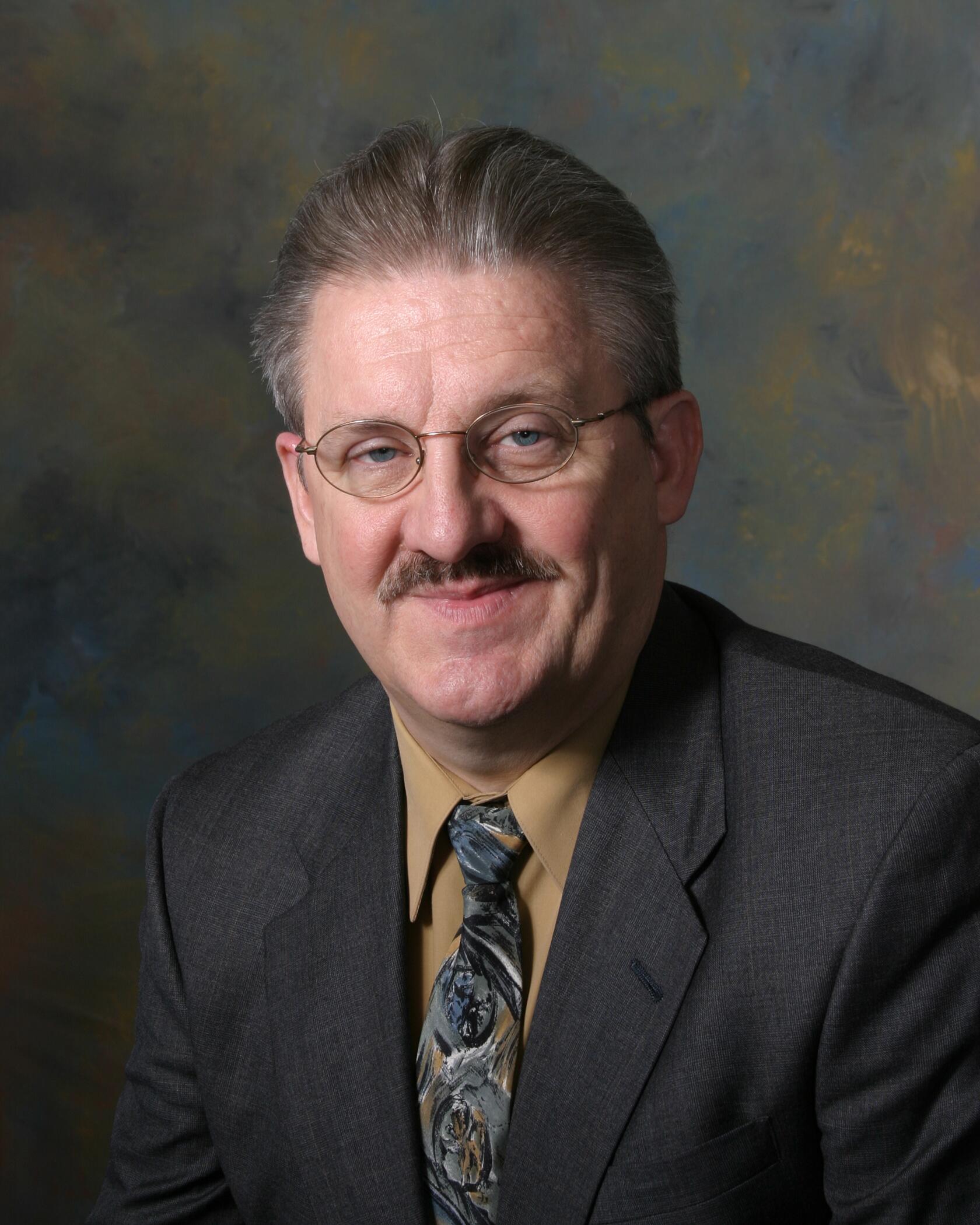 Dr. Bruce Kauk, MD | Internal Medicine in Kansas City, MO | Healthline ...