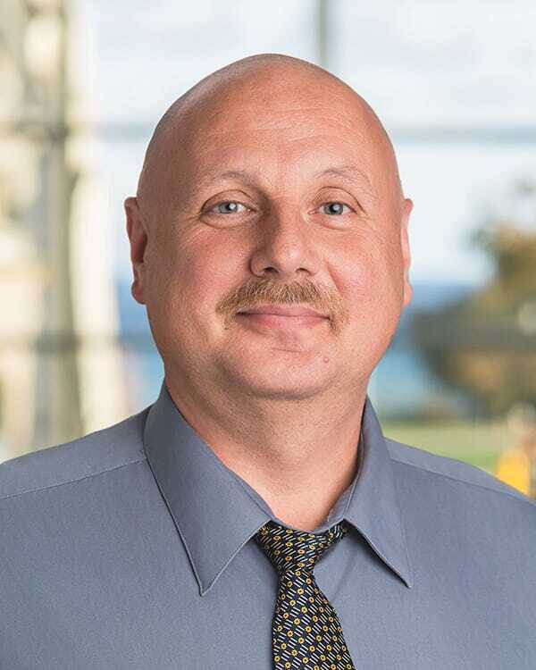 Dr. Olexandr Smolensky, MD, Cardiologist - Milwaukee, WI | Sharecare