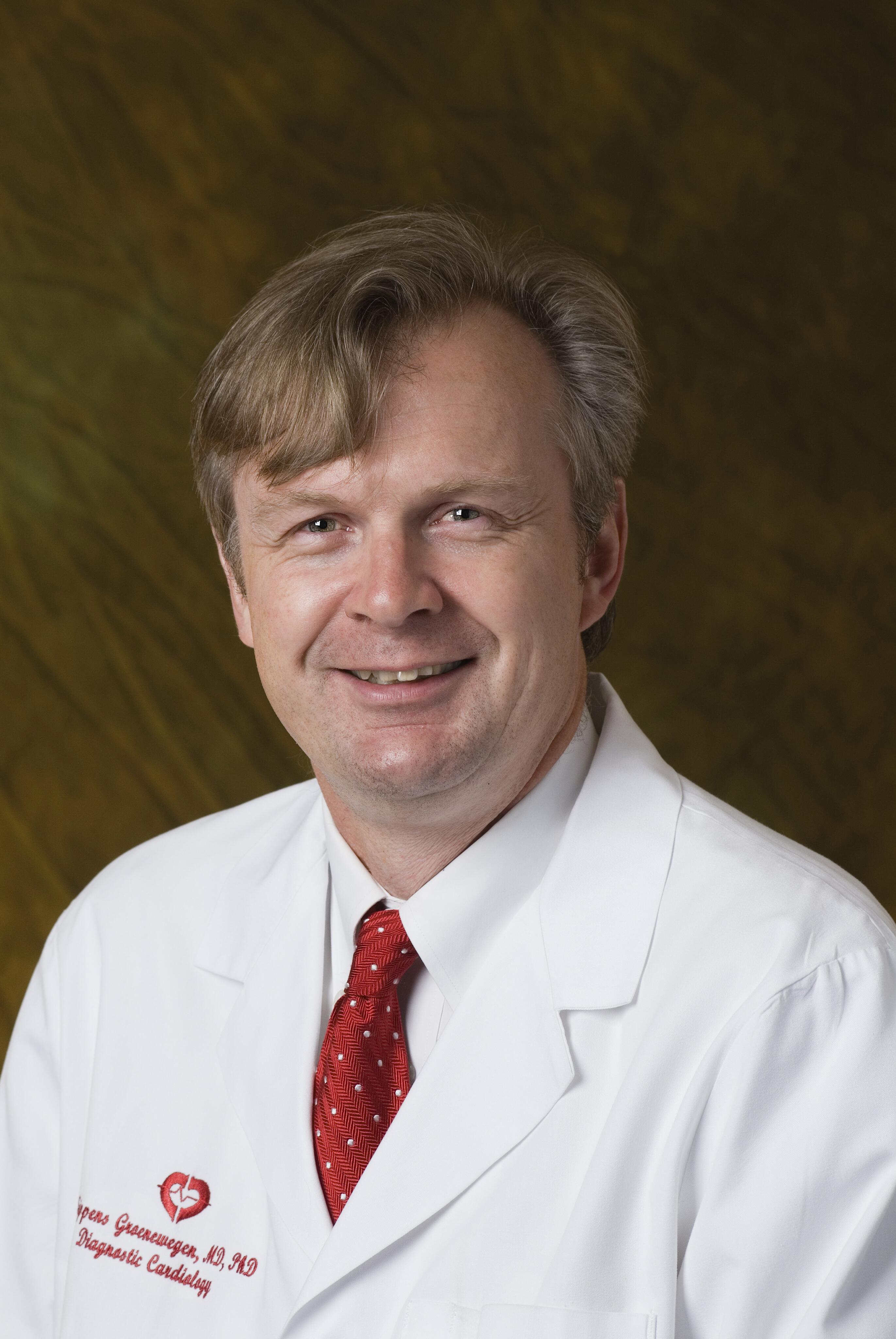 Find Care with Dr. Arne Sippens, MD – in Jacksonville, FL | Healthline FindCare