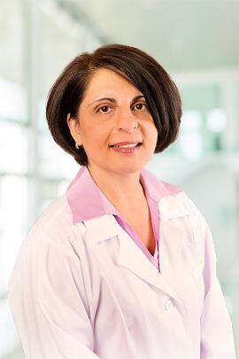 Find Care with Dr. Sunaina Khurana, MD – in Avon Park, FL | MNT