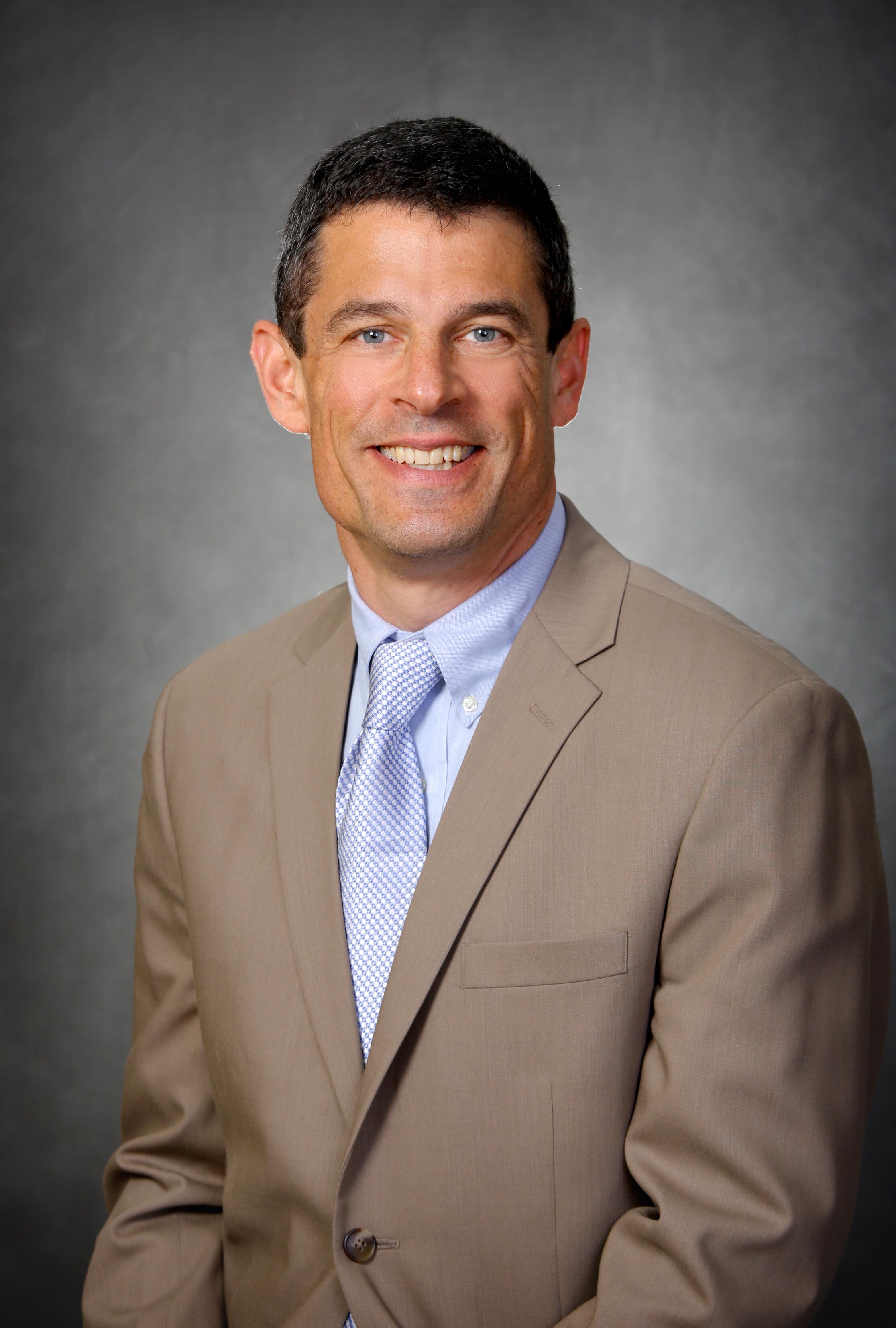 Dr. Steven McClane, MD – Colorectal Surgeon for Anal Fissure in Camden, NJ