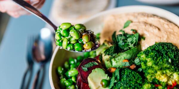 9 Surprising Health Benefits of Edamame