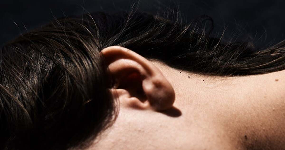 Feeling of Fullness in the Ear: Causes and Treatments