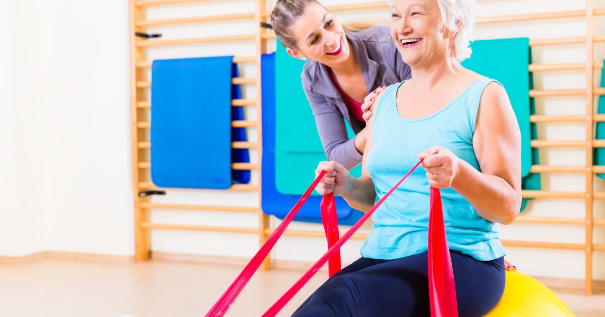8 Exercises to Do After a Hip Replacement