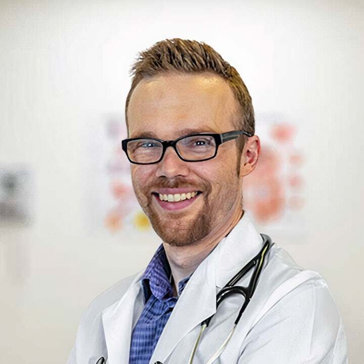 Dr. Forrest Yeakley, DO: Internal Medicine Doctor - Phoenix, AZ ...